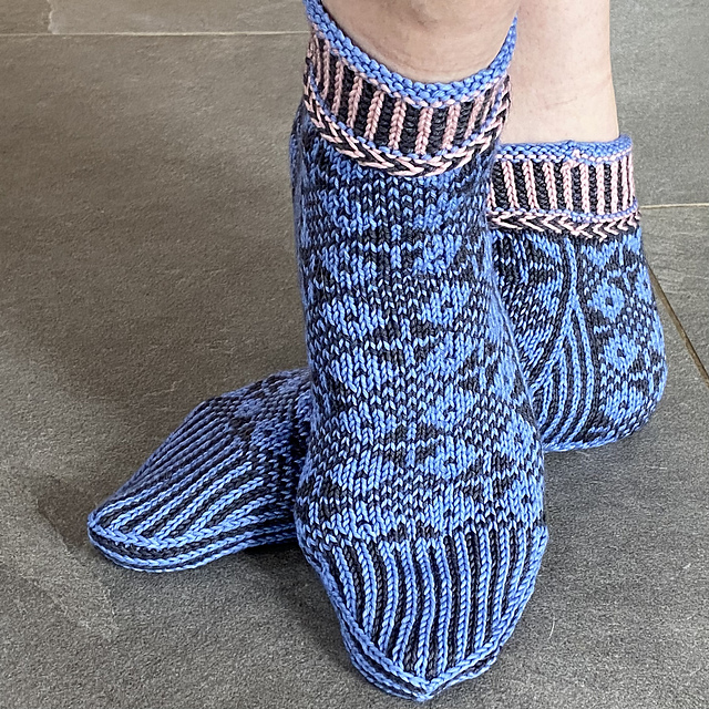 Ravelry: Pipaw's Starry Starry Night Socks