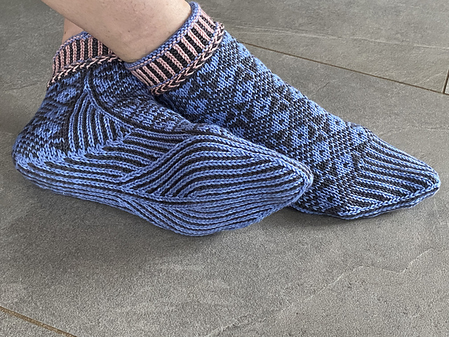Ravelry: Pipaw's Starry Starry Night Socks