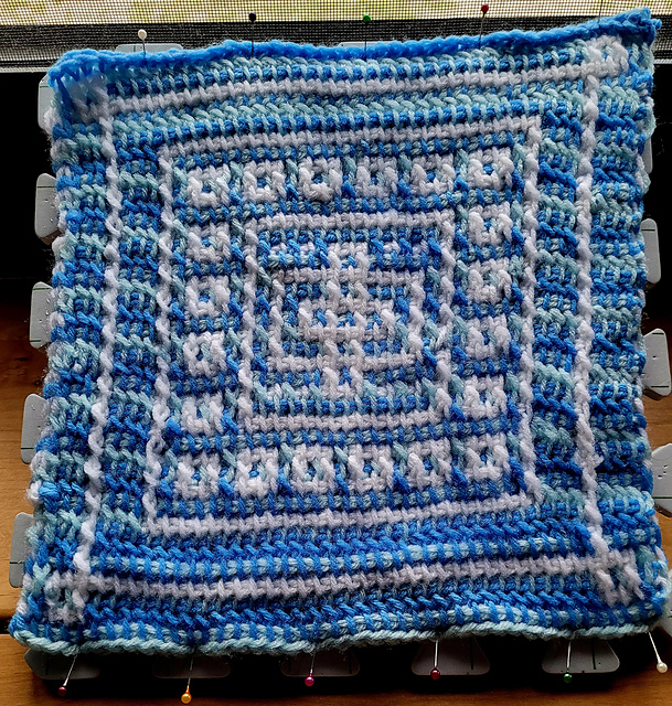Ravelry: Pat's #17 pattern by Pat Aylor