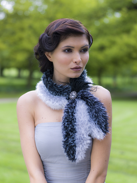 Ravelry: #23 Keyhole Scarf pattern by Louisa Harding