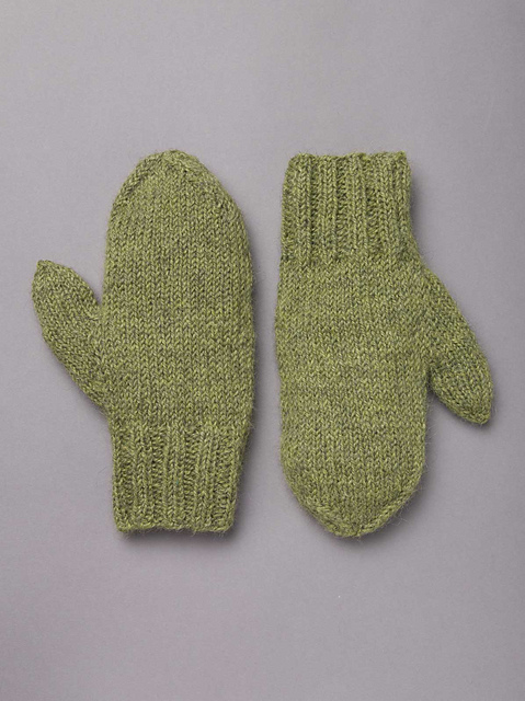 Ravelry: #10 Basic Mittens pattern by Rachel Maurer