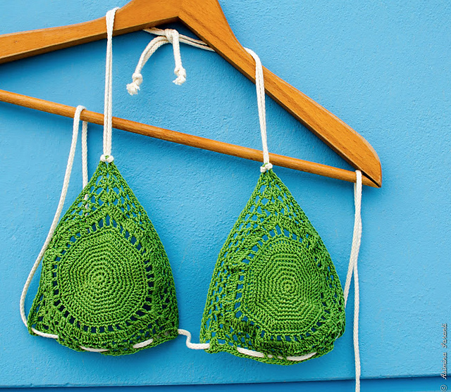 Ravelry: Lace swimsuit top pattern by Asimina Saranti