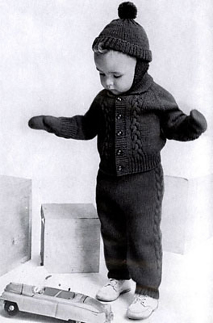 Ravelry: Two Piece Snow Suit pattern by Nomotta