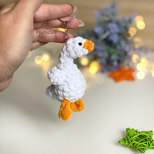 Ravelry: Silly Goose Keychain pattern by Marina Emelianova
