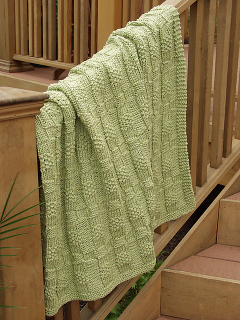 Ravelry: Reversible Throw pattern by Holly Rodriguez