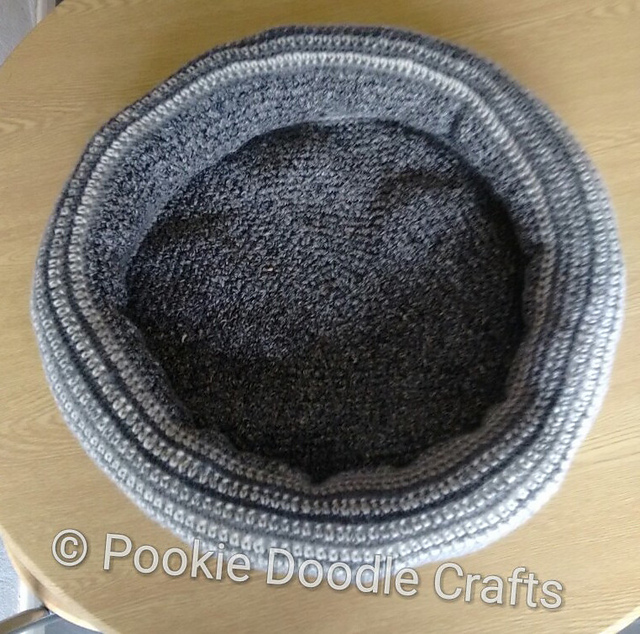 Ravelry: Pet Bed for Cat or Dog pattern by Pookie Doodle Crafts