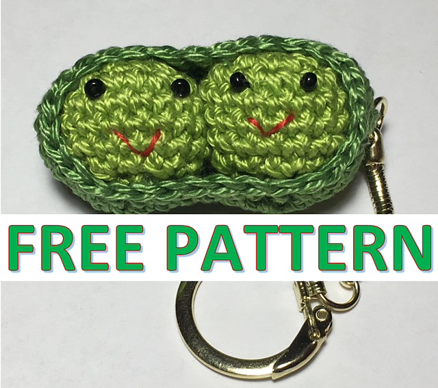 Ravelry: Two Peas in a Pod Keyring pattern by Poplar Gifts