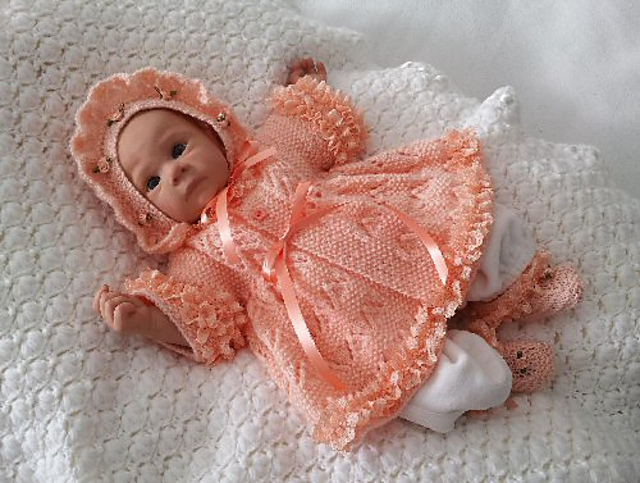 Ravelry: Amalia pattern by Corrie Ipskamp