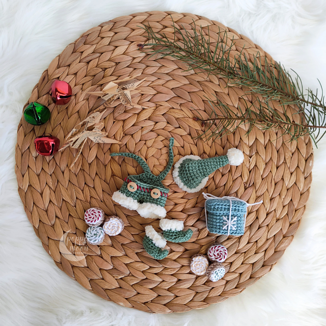 Ravelry: Elf Outfit for Toad pattern by Nichole R.