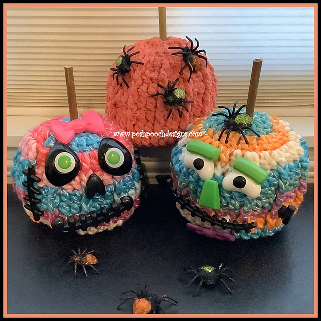 Ravelry: Funny Face Chunky Pumpkins pattern by Sara Sach