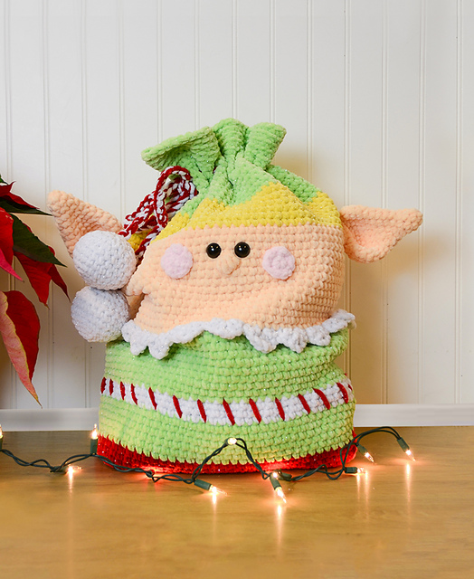 Ravelry: Elf Gift Bag pattern by Hattie Townsend