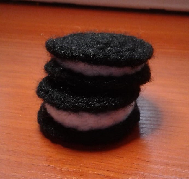 Ravelry: Oreo Cookie pattern by Kitty Kaville