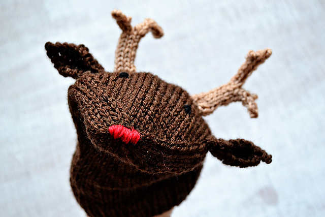 Ravelry: Reindeer hand puppet pattern by Anne Mende
