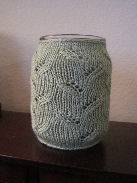 Ravelry: Pea Pod Eyelet Jar Candle Cozy pattern by Sasha Ferrell