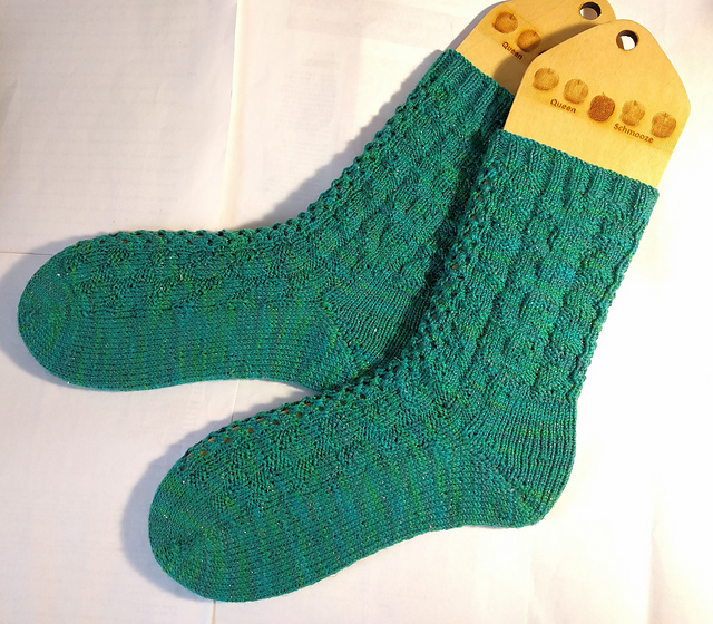 Ravelry: Floating Seaweed Socks pattern by Queen Schmooze