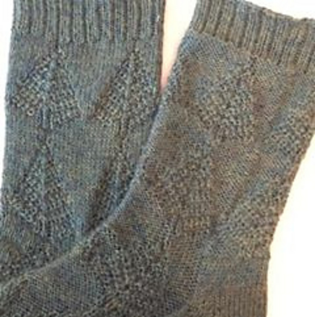 Ravelry: Crisp Winter Day pattern by Queen Schmooze