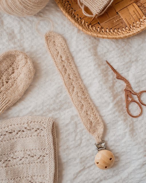 Ravelry: Liv Smokkesnor pattern by Helene Rønquist Knutsen