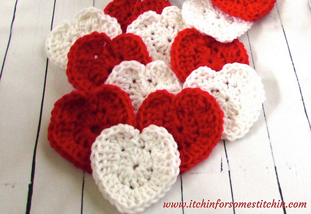 Ravelry: Easy Heart pattern by RaeLynn Endicott