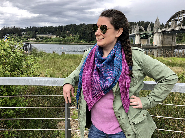 Ravelry: On the Cusp pattern by Rachel Roden