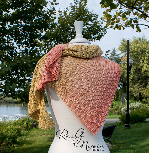 Ravelry: Twisted Peach Shawl pattern by Rachy Newin