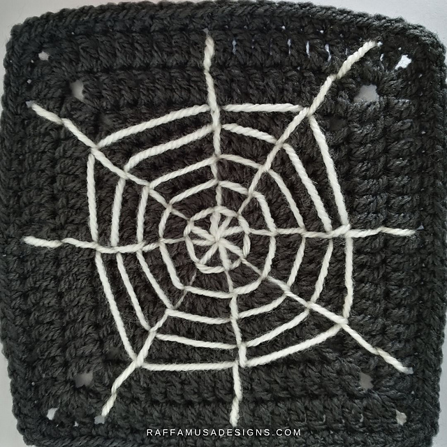 Ravelry: Spiderweb Granny Square pattern by Raffaella Tassoni