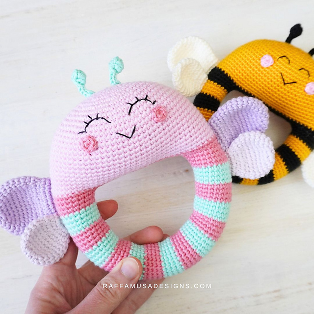 Ravelry: Butterfly or Bee Baby Rattle pattern by Raffaella Tassoni