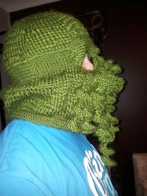 Ravelry: Cthulhu Ski Mask pattern by Sarah Vito