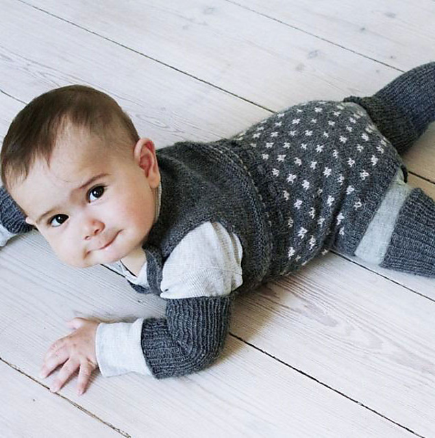 Ravelry: Playsuit and Arm & Leg Warmers pattern by Sus Gepard