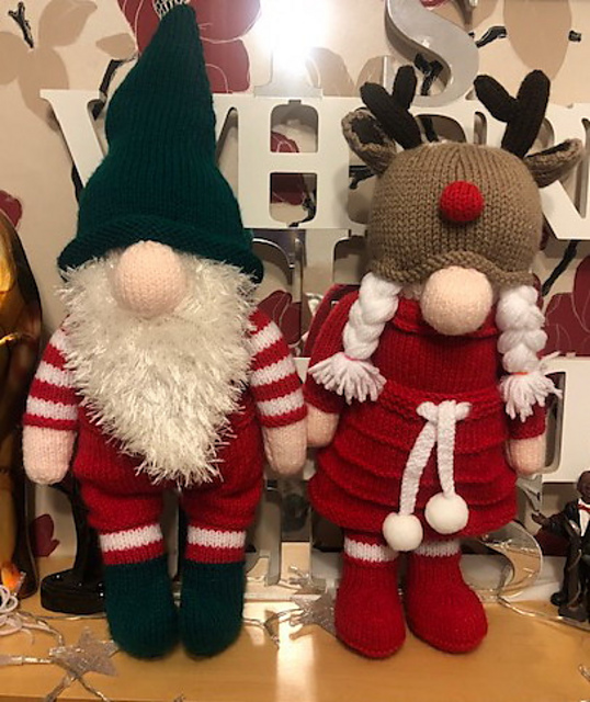 Ravelry: Christmas Gonk Gnome pattern by Tanya Oakley