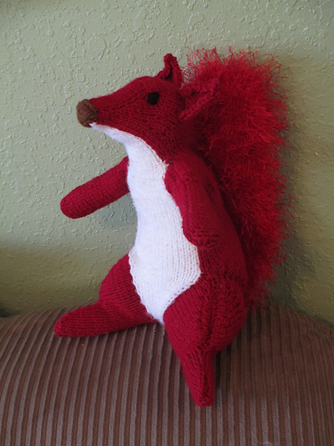 Ravelry: Squirrels pattern by Susie Johns