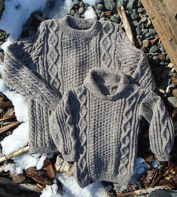 Ravelry: Ravenscrag pattern by RavenstitchStudio