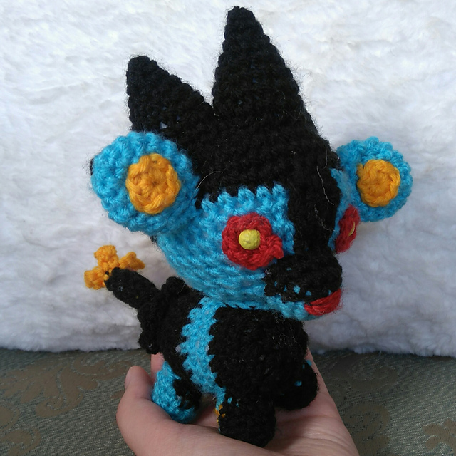 Ravelry: Luxray (Pokemon) pattern by Izzy King