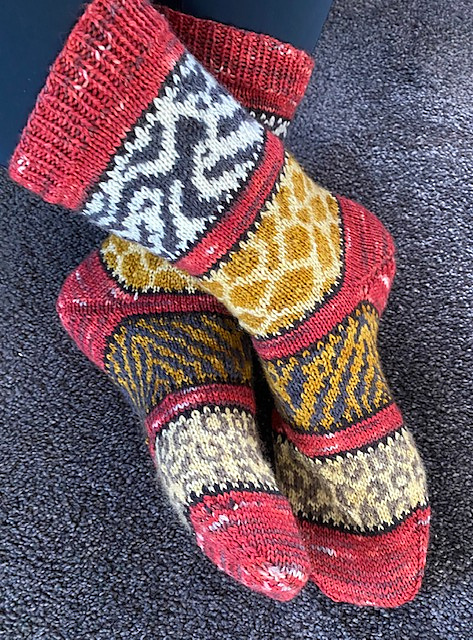 Ravelry: Safari socks pattern by Raewyn Read-Eden