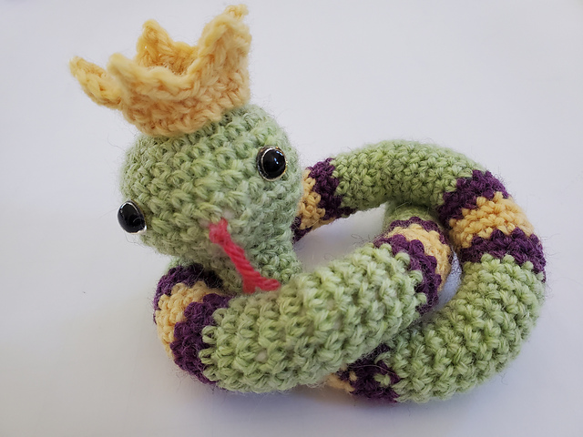 Ravelry: King Snake pattern by Razzle Dazzle Rabbitry & Yarns LLC