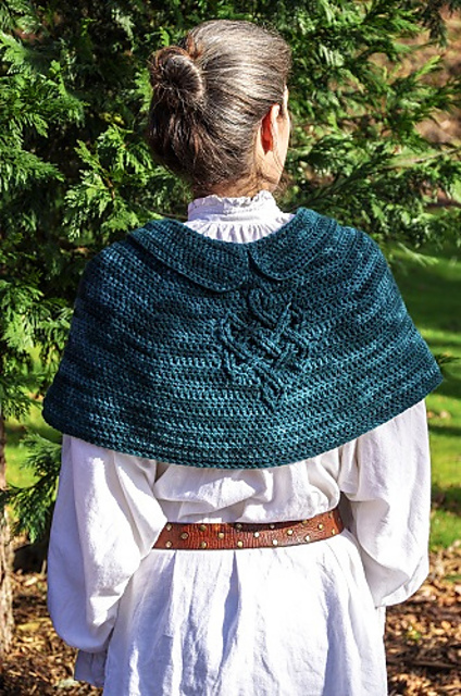 Ravelry: Cadha's Celtic Capelet pattern by Laurinda Reddig