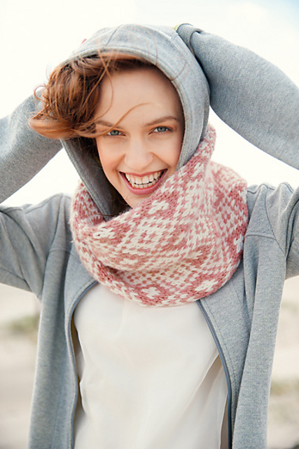 Ravelry: #14 Jacquard-Loop pattern by Rebecca Design Team