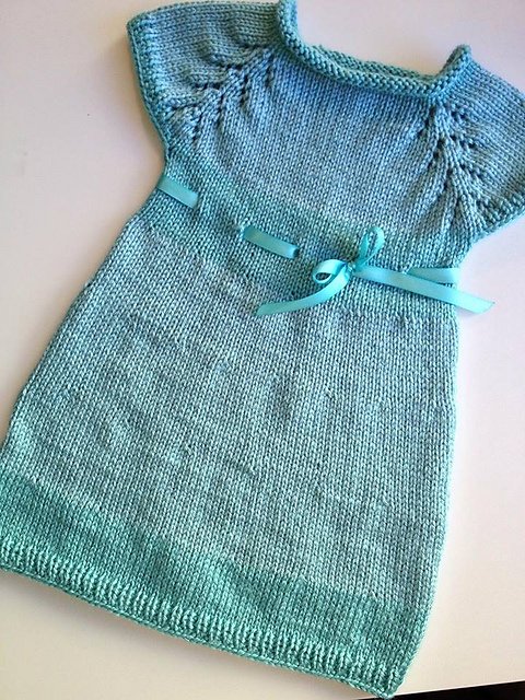 Ravelry: Dress with a ribbon pattern by Red Pocket