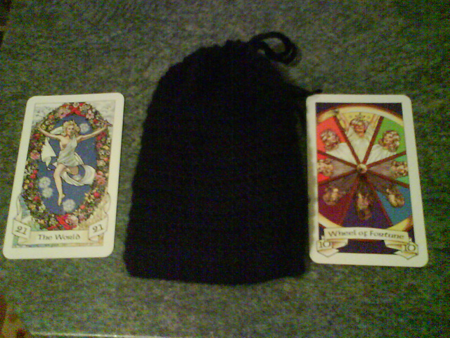 Ravelry: Tarot Card Pouch pattern by Coral Bale