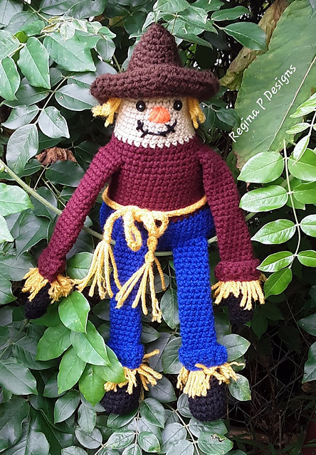 Ravelry: Silly Scarecrow pattern by Regina P Designs