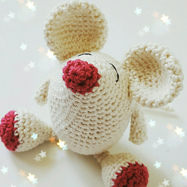 Ravelry: Millie Mouse - Amigurumi Crochet pattern by relish. life