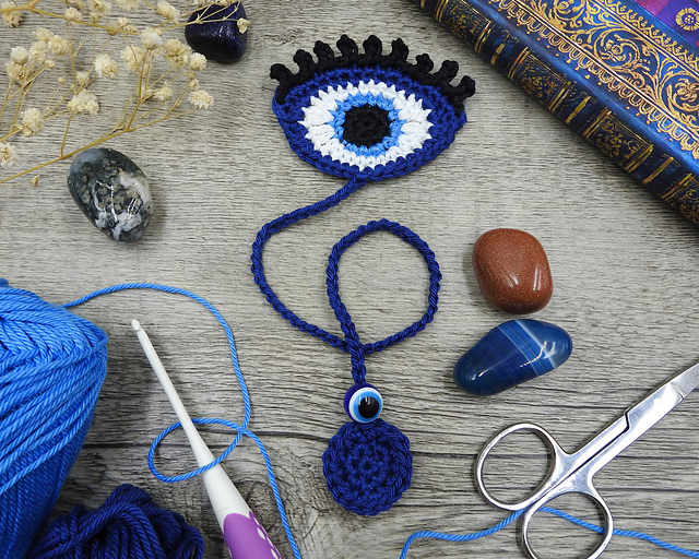 Ravelry: Evil Eye Bookmark pattern by Renata Hodkin