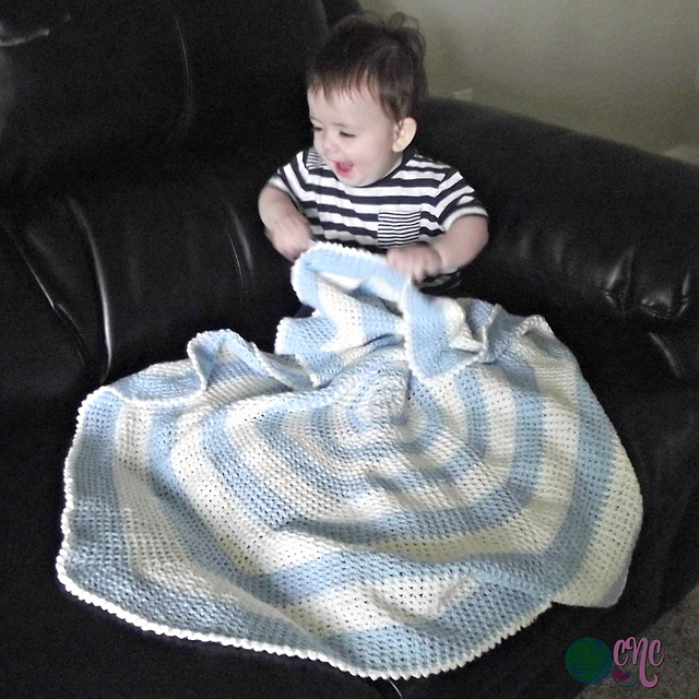 Ravelry: ESC Round Baby Blanket pattern by Rhelena