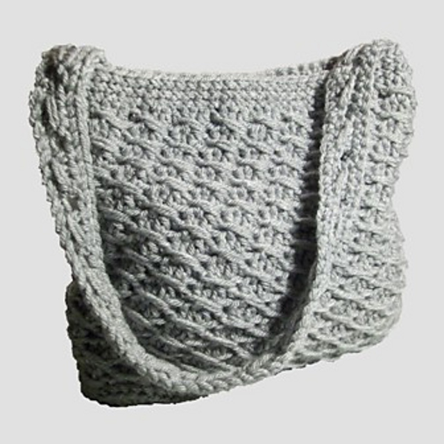 Ravelry: Cross-Over Long DC Purse pattern by Rhelena