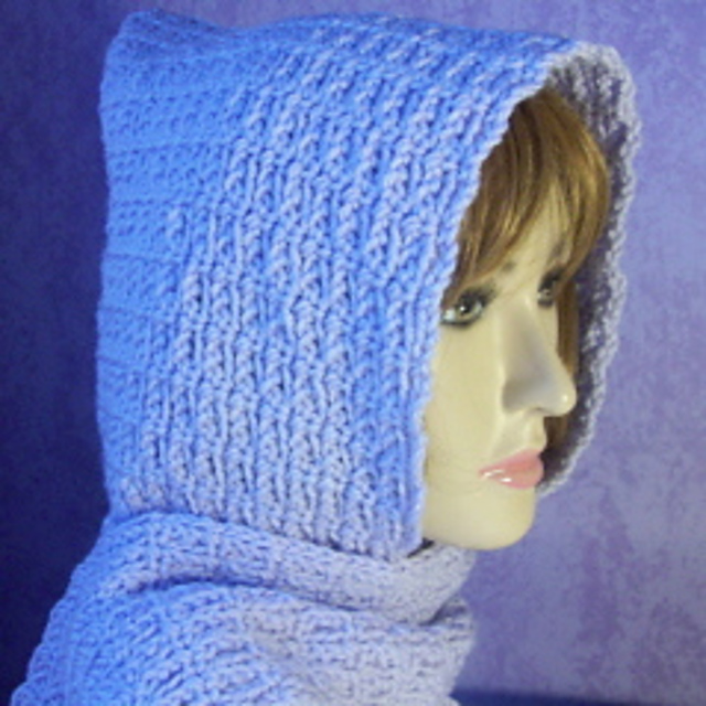 Ravelry: Beginner Chain Stitch Hooded Scarf pattern by Rhelena