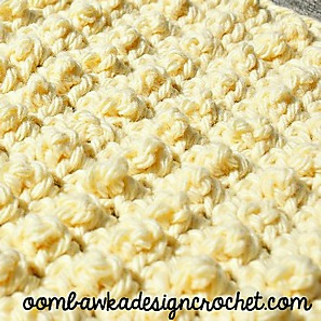 Ravelry: Bumpy Textured Square pattern by Rhondda Mol (Oombawka Design)