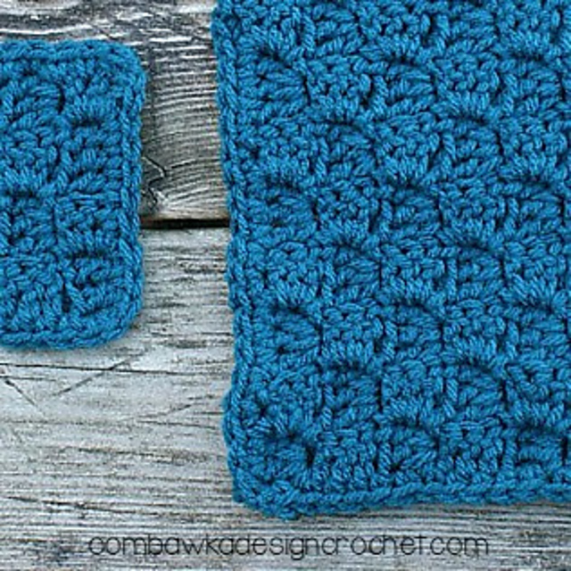 Ravelry: Corner to Corner Square pattern by Rhondda Mol (Oombawka Design)