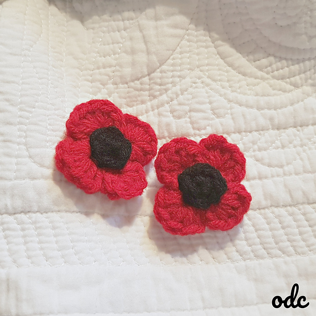 Ravelry: Last Minute Poppy Pins pattern by Rhondda Mol (Oombawka Design)