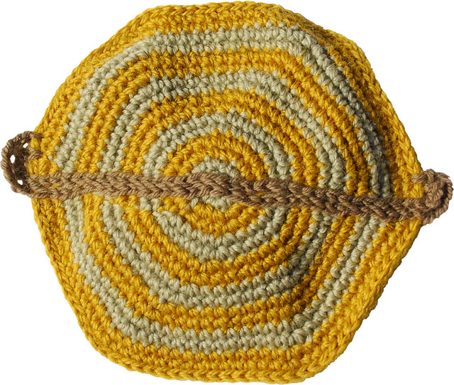 Ravelry: Saturn Coaster pattern by Charlie van de Graaf