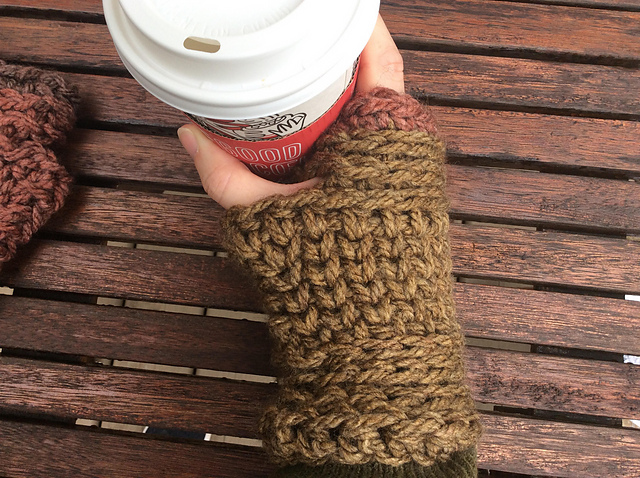 Ravelry: Ginger Spice Fingerless Gloves pattern by Rich Textures Crochet
