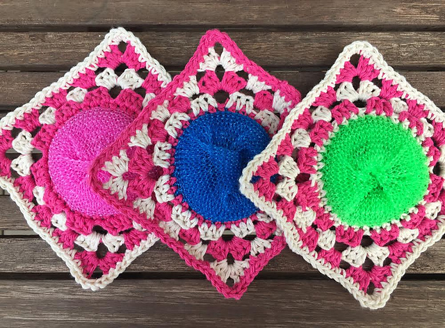 Ravelry: Circle Granny Square Scrubby pattern by Rich Textures Crochet